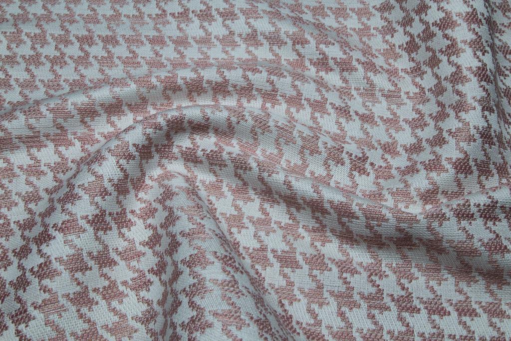 All Weather Fabrics: entenda sobre o assunto - Quaker Decor
